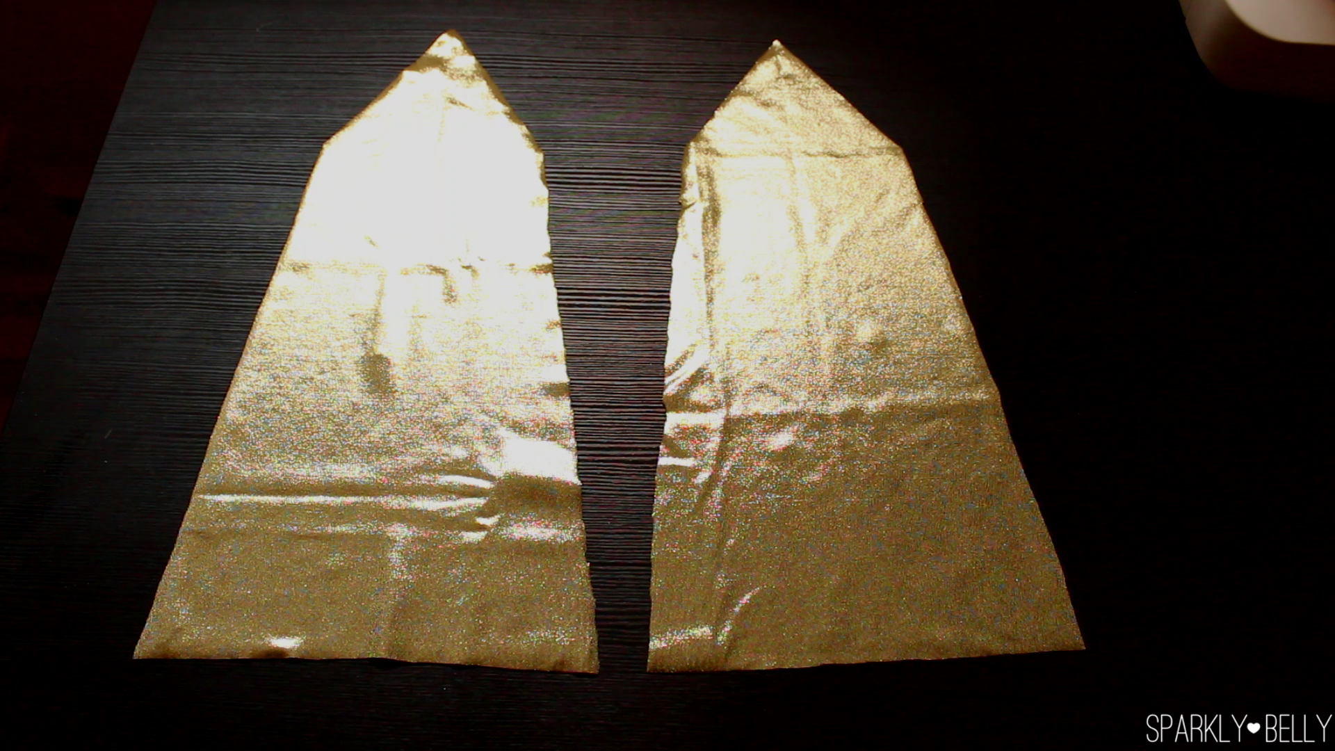 Gauntlets DIY Patterns - SPARKLY BELLY